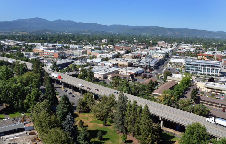Medford, Oregon - Community Planning Assistance for Wildfire